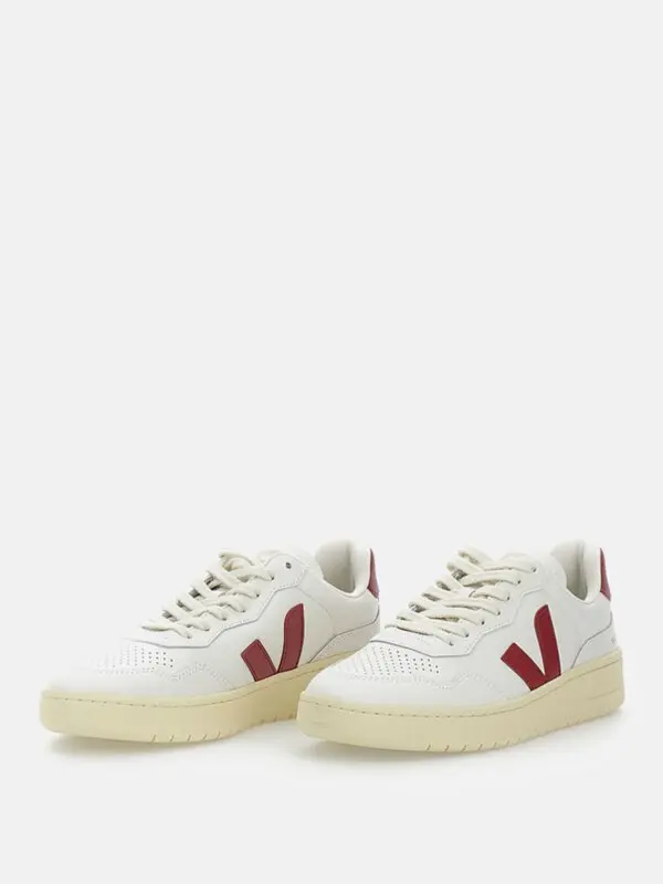 VEJA Lace-up Sneakers
