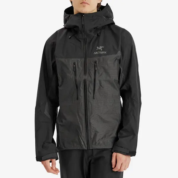 Arc'Teryx Alpha Sv Gore-Tex® Jacket - Black | Editorialist