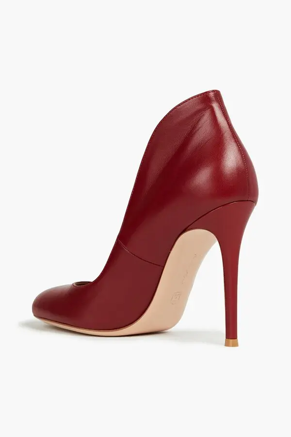 GIANVITO ROSSI Leather Pumps