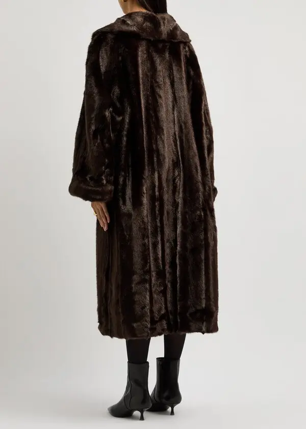 The Chicest Fall Coat Trends of 2024: Plaid, Leather, & Faux Fur