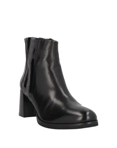CALPIERRE Ankle Boots