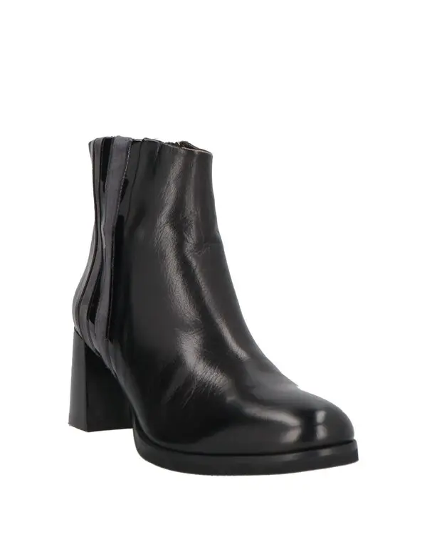 CALPIERRE Ankle Boots