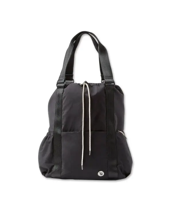 Vuori V1 Convertible Tote - Black | Editorialist display picture 3