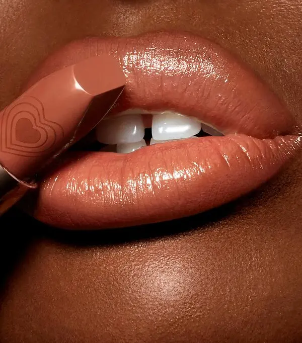Charlotte Tilbury K.i.s.s.i.n.g Lipstick - Nude