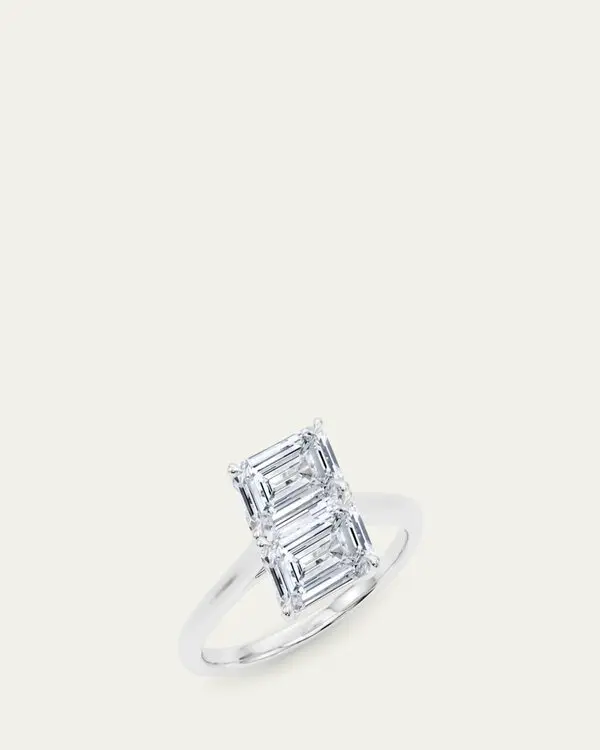 HAUTECARAT 18k Emerald Lab Grown Diamond Ring