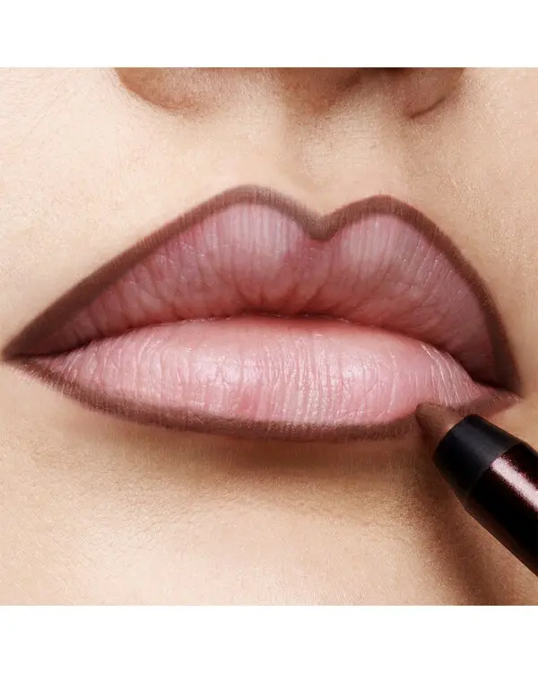 TOM FORD Runway Lip Pencil - Loves Attention