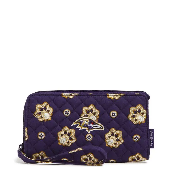 VERA BRADLEY Nfl Rfid Front Zip Wristlet - Multicolor