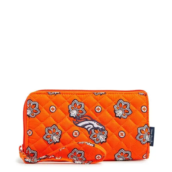VERA BRADLEY Nfl Rfid Front Zip Wristlet In Denver Broncos Bandana - Multicolor