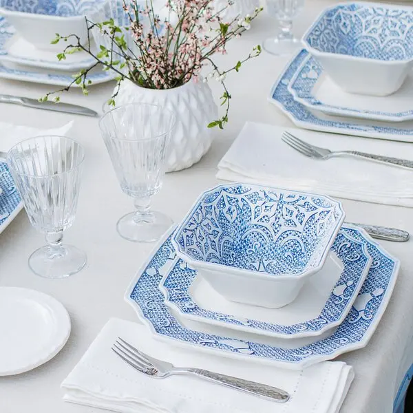 VIETRI Uccello Blu Dinner Plate