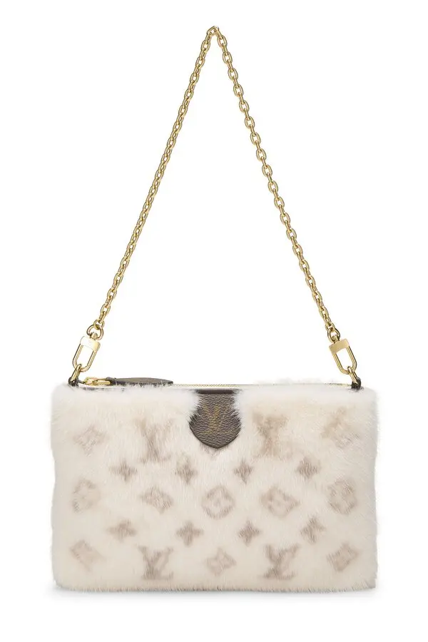 LOUIS VUITTON Milla Pochette Mm