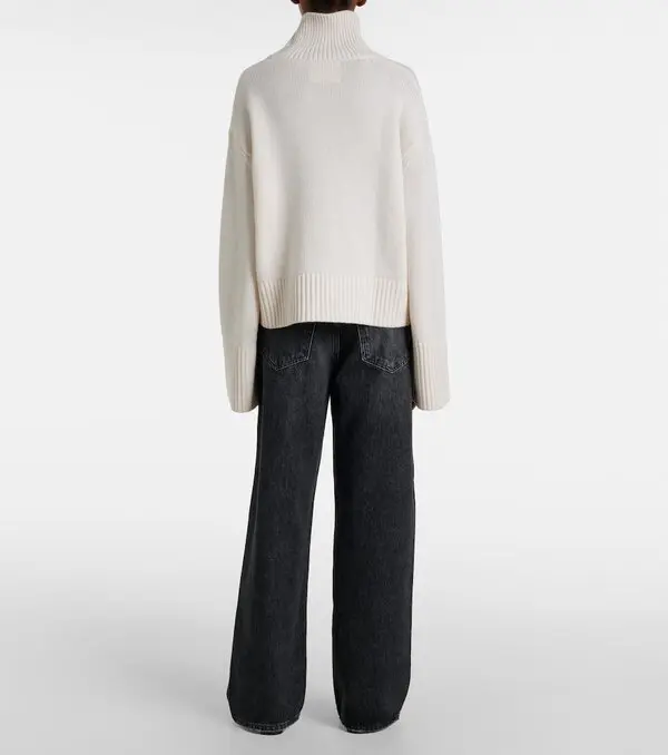 LISA YANG Fleur Cashmere Turtleneck Sweater