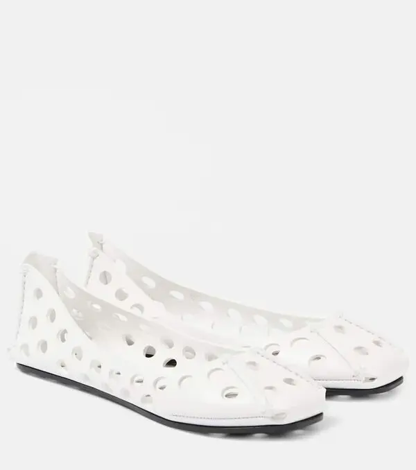 Alaïa Perfo Leather Ballet Flats - White