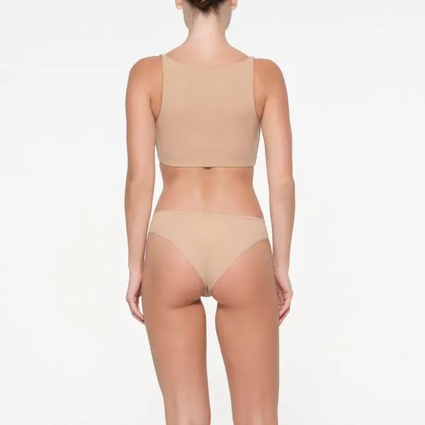 SKIMS Back Smoothing Full Coverage Bra | Medium Neutral | | Fits Everybody - Clay