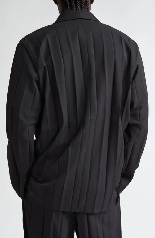 Issey Miyake Edge Ensemble Pleated Single Breasted Blazer