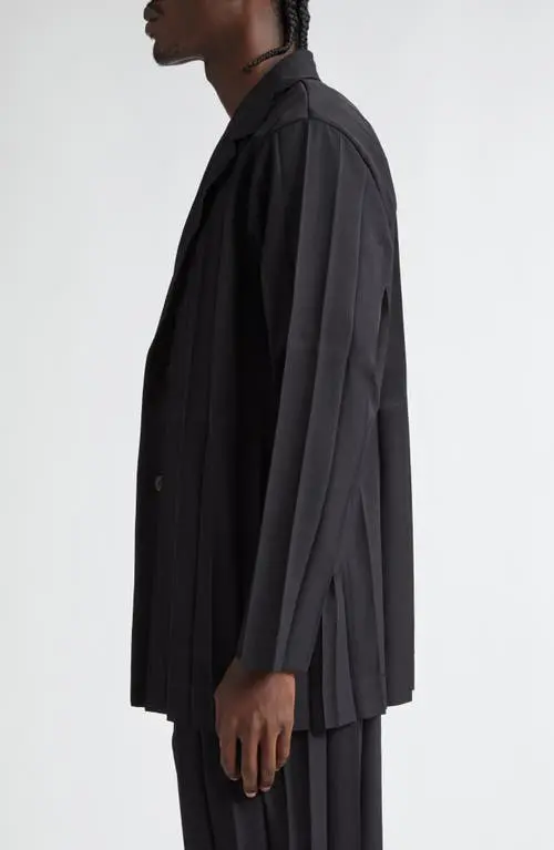 Issey Miyake Edge Ensemble Pleated Single Breasted Blazer