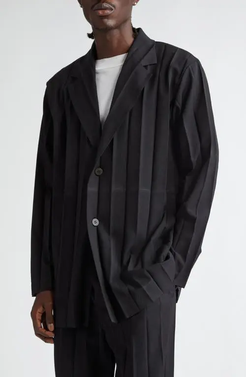 Issey Miyake Edge Ensemble Pleated Single Breasted Blazer