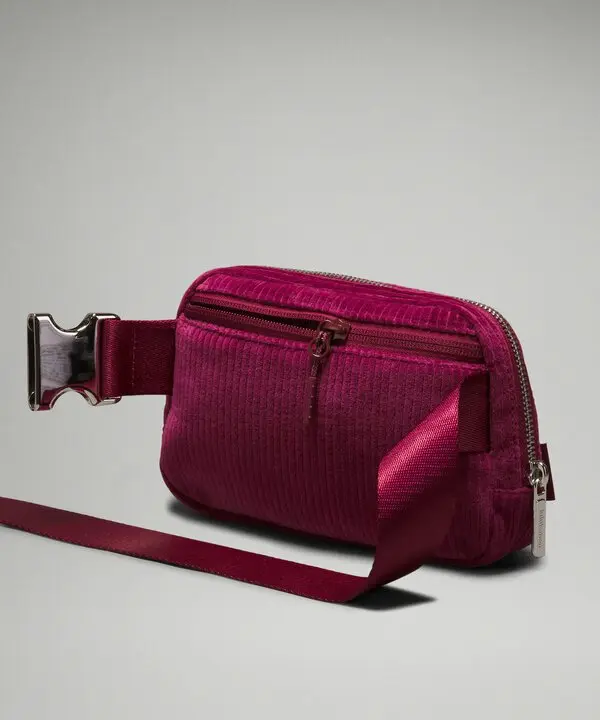 lululemon deep luxe belt bag Lululemon Everywhere Belt Bag - Deep Luxe/Silver