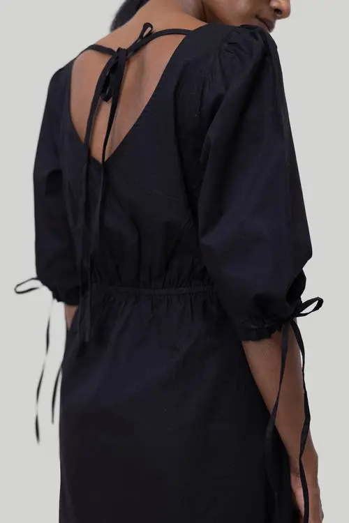 REISTOR Gathered Elbow Sleeve Dress With Puff Sleeves And Tie-up Back - Black