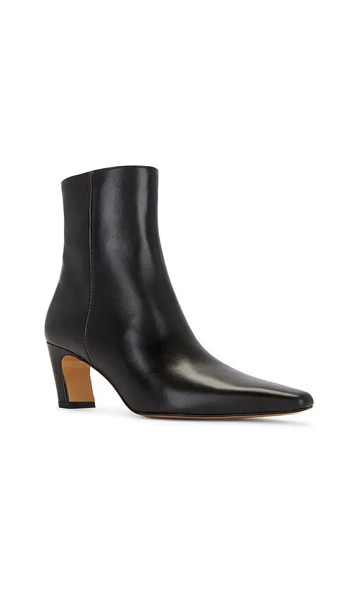 FLATTERED Xena Boot