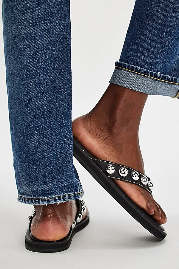 VICENZA Perth Studded Thong Sandals - Black/silver | Editorialist