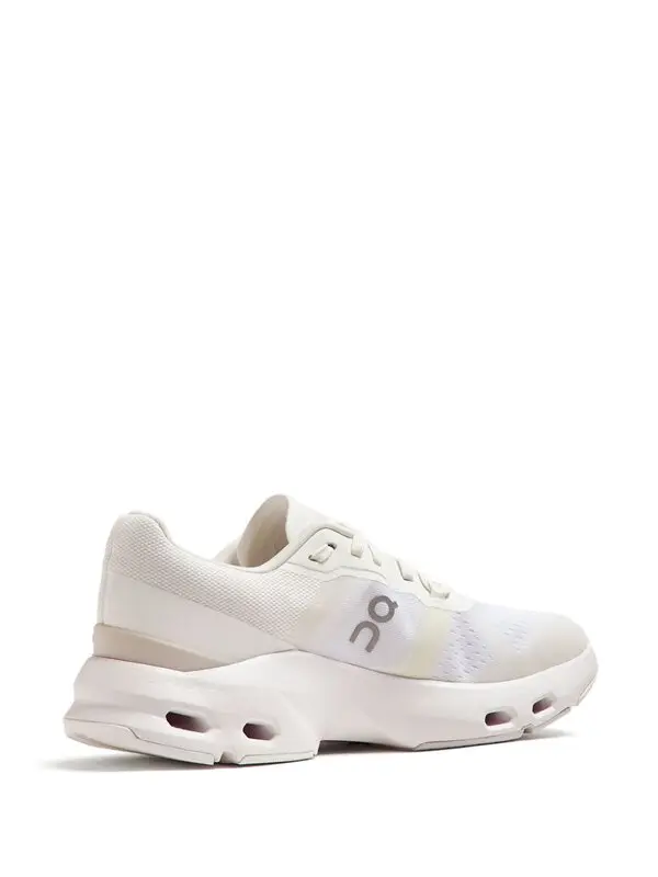 On Cloudpulse Sneakers - White