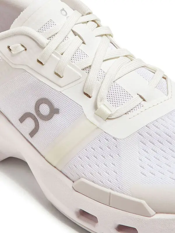 On Cloudpulse Sneakers - White