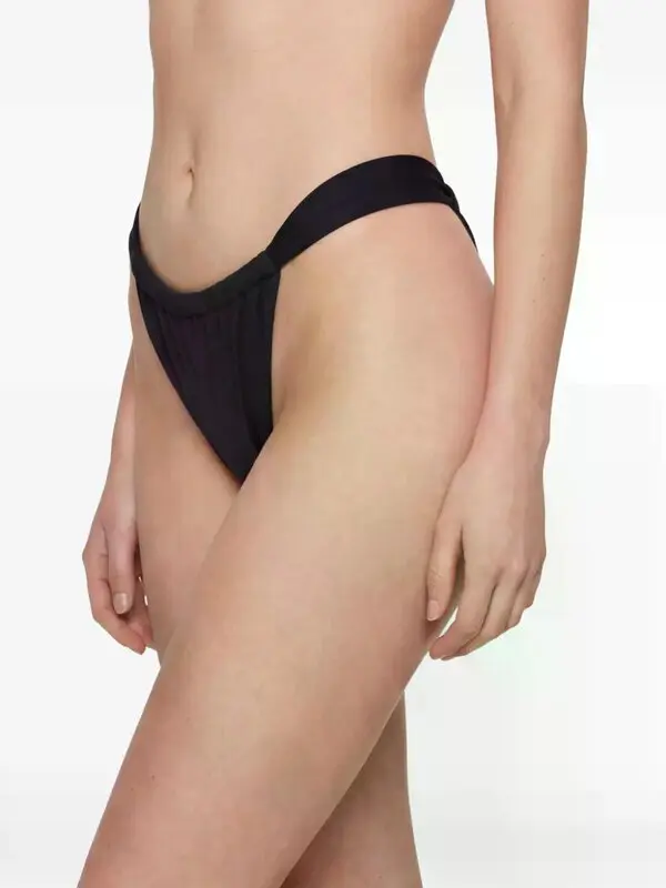 LET'S SWIM Ruched Bikini Bottom - Black