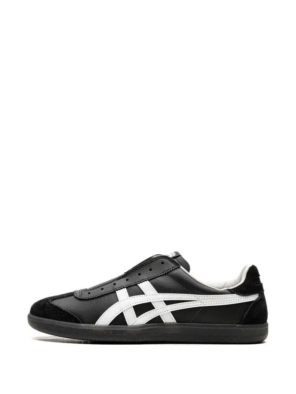 Onitsuka Tiger Tiger Tokuten Slip-On Sneakers - Black  display picture 2