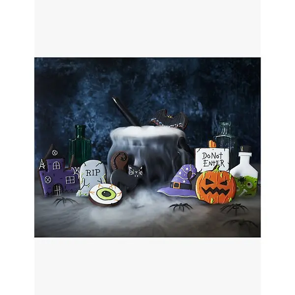 BISCUITEERS Halloween Haunted House Chocolate Biscuits Box Of Nine 275g