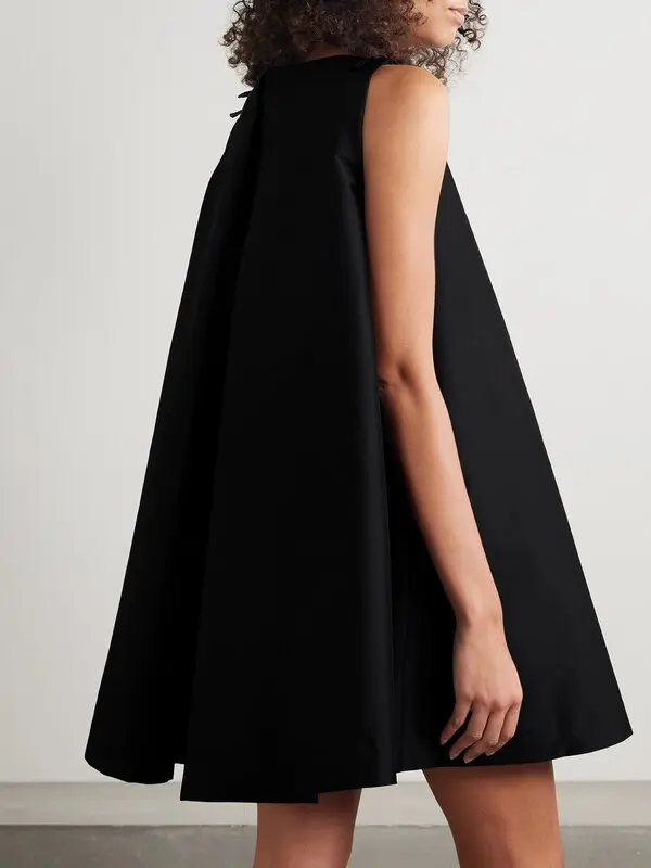 beaded bows bernadette mini dress Melody Bow-Embellished In Black - 40% Off its adorned with an Size:Size: 34.5 x 34.5 inches Anchor dress Embellishment_Fringe ModCloth Daisy Navy Blue