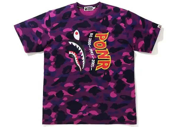 A BATHING APE Camo Shark Wide Tee Shirt - Purple