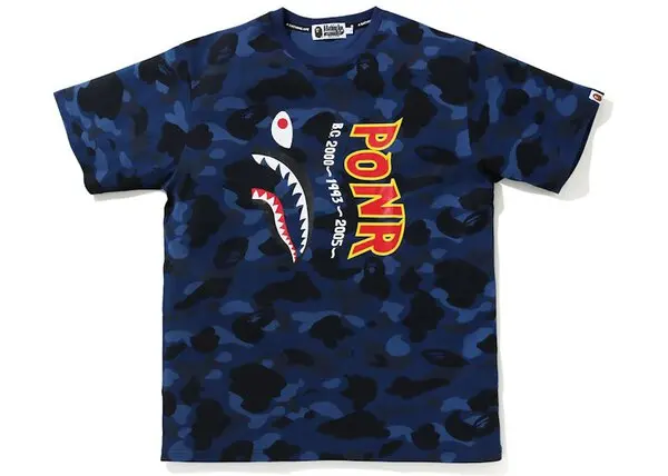 A BATHING APE Camo Shark Wide Tee Shirt - Blue