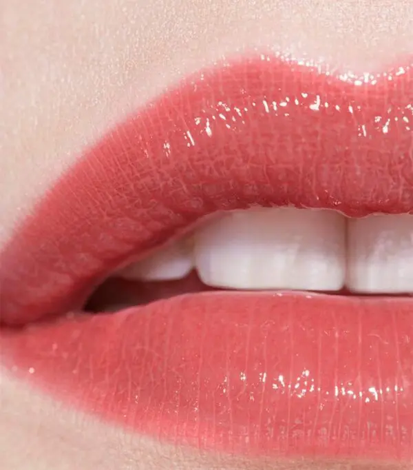 Chanel Rouge Coco Flash Lipstick - Pink