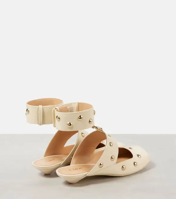Chloé Jade Studded Leather Sandals - White