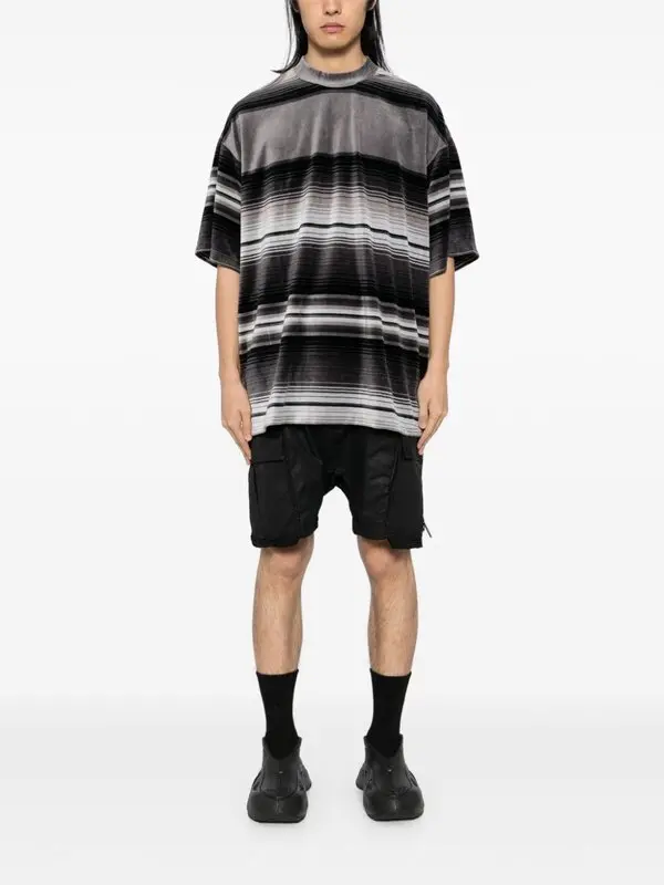 MASTERMIND WORLD Striped T-shirt
