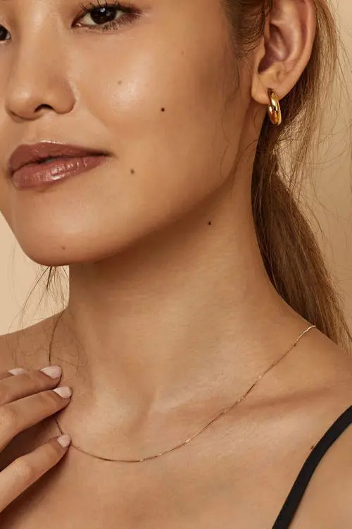 ORADINA 14k Gold Midi Hoop Earrings - Yellow Gold