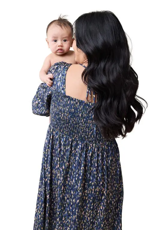 Ingrid & Isabel® Sateen Maternity Dress