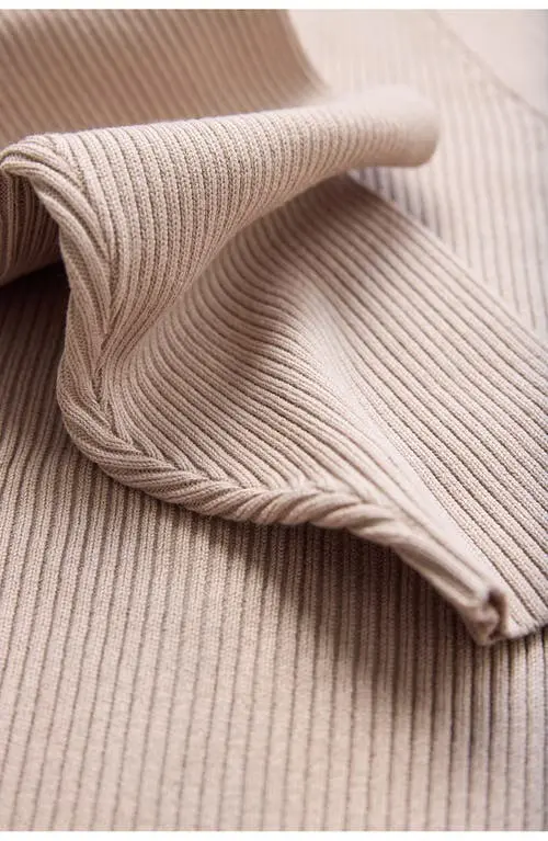 Ingrid & Isabel® Side Zip Rib Maternity/nursing Sweater