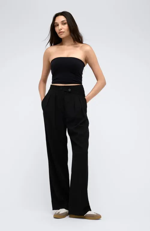 KENNETH COLE Seamless Crop Tube Top