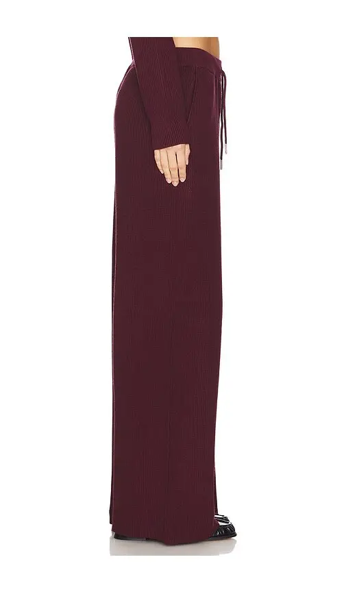 SEROYA Camila Wide Leg Sweatpant