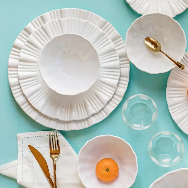 VIETRI Bari Small Round Platter