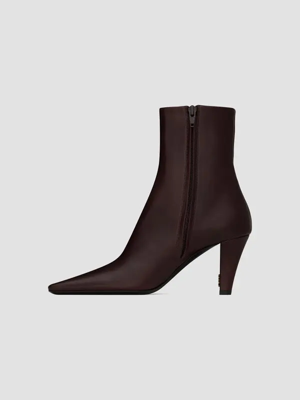 Saint Laurent Jill Booties In Smooth Leather - Marron Glace