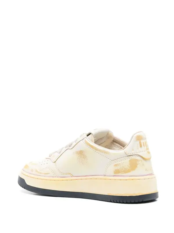 AUTRY Super Vintage Leather Sneakers