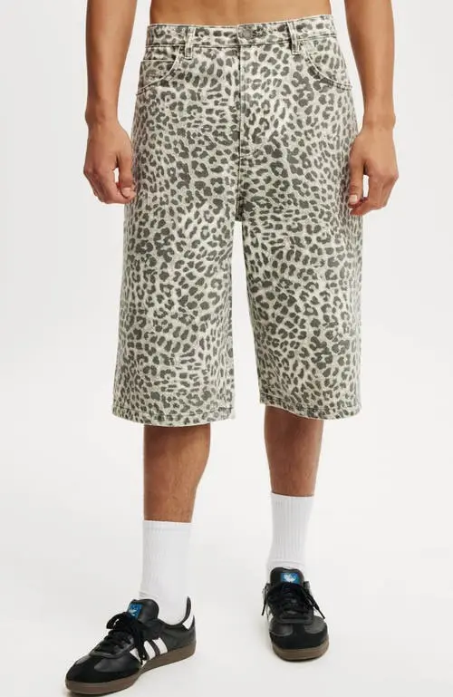 COTTON ON Super Baggy Jorts - Textured Leopard