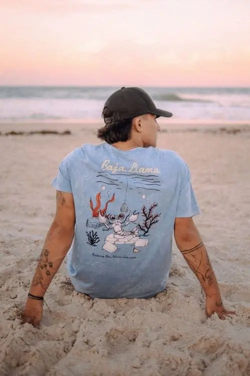 BAJA LLAMA White Lobsteracid Wash Primo Graphic Tee