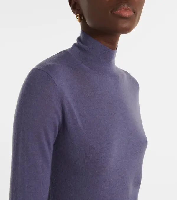 JOSEPH Cashair Cashmere Turtleneck Sweater