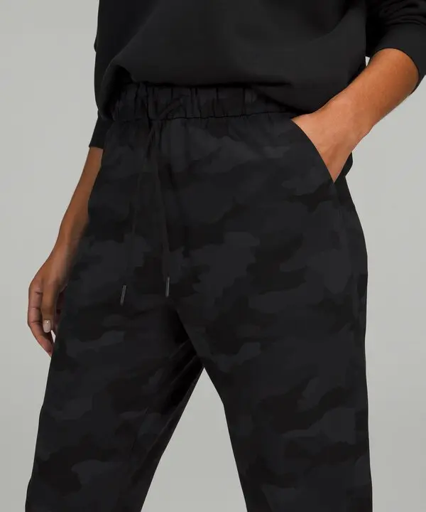 Lululemon Stretch High-rise 7/8 Length Pant - Heritage 365 Camo Deep Coal Multi