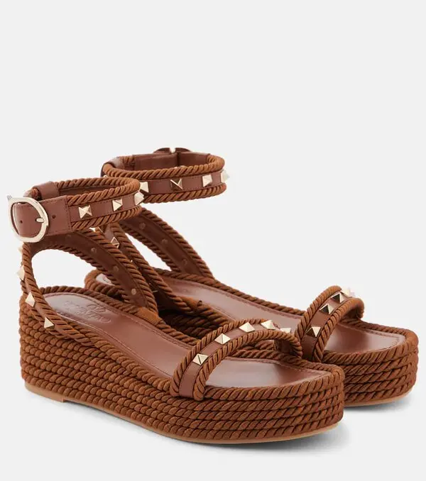 Valentino Garavani Rockstud Torchon Leather Espadrilles - Brown