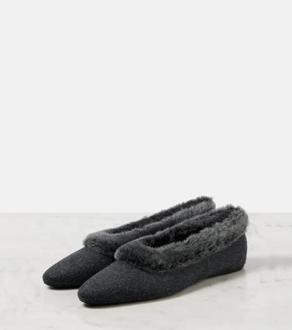 TOTEME Shearling-lined Ballet Flats