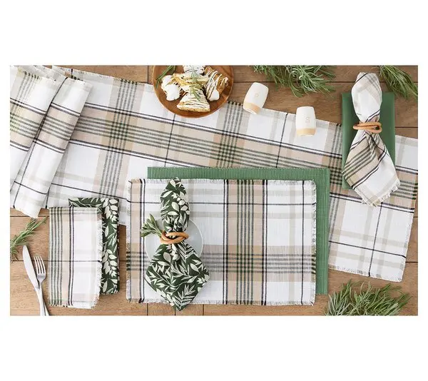 DESIGN IMPORTS Green House Plaid Table Runner